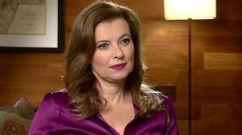Trierweiler Rehúsa Responder A La Pregunta De Si Aún Ama A Hollande