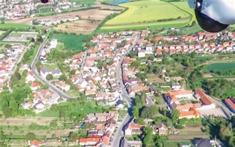 Domanín – We fly.