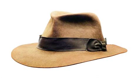 টুপির দাম ৬ লাখ ৩০ হাজার ডলার