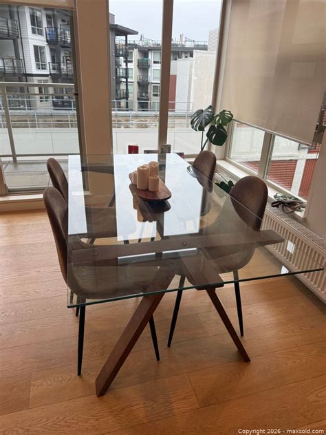 Structube Glass Dining Table With 4 Chairs Maxsold