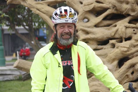 Veterinario Que Recorre Am Rica En Bicicleta Visit Al Alcalde De