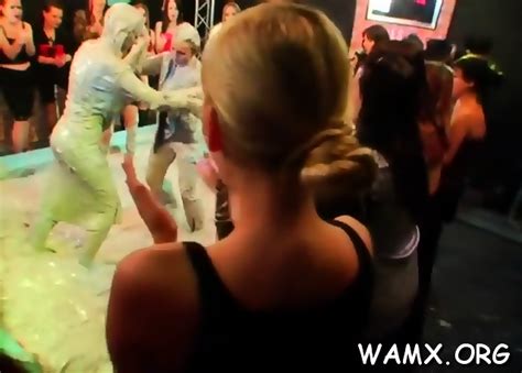 Women Enjoy Their Wet Look Eporner