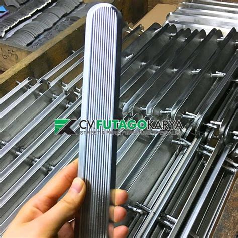 Jual Guiding Block Difabel Berkualitas Futago Karya