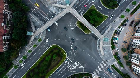 4k航拍俯拍城市街道十字路口车流交通视频特效素材 千库网