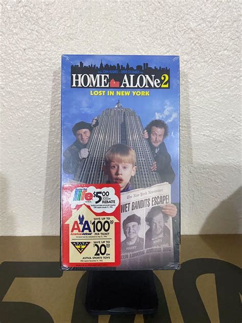 Home Alone Lost In New York VHS Movie Hobbies Toys Memorabilia Collectibles Vintage