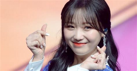 스타 In 포토 러블리즈 수정 팬 향한 하트