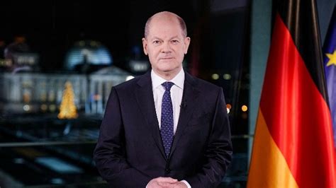 德国总理朔尔茨首次发表新年致辞 此前16年都是默克尔讲话 凤凰网