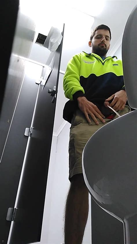 Workers Pissing