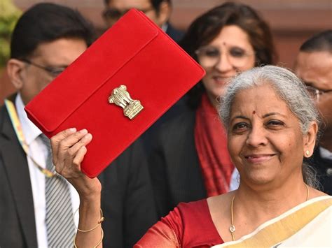 केन्द्रीय बजट 2025 26 मध्यम वर्ग के लिए बड़ी सौगात मुख्यमंत्री डॉ