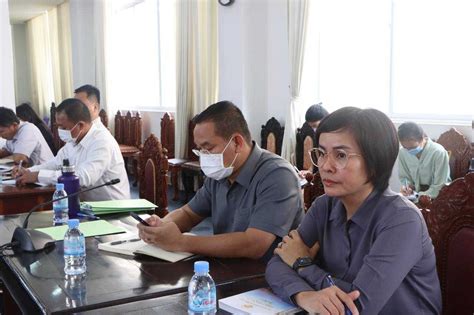 អភិបាលរាជធានី ណែនាំឱ្យមន្ទីរសាធារណការ ជួសជុលផ្លូវ អ៊ុតកៅស៊ូ និងតុបតែងផ្លូវ