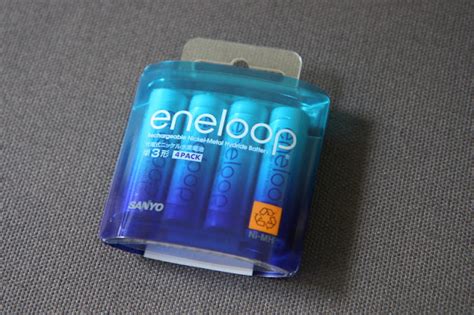 利拉克的格納庫 開箱文 Sanyo Eneloop低自放鎳氫充電電池