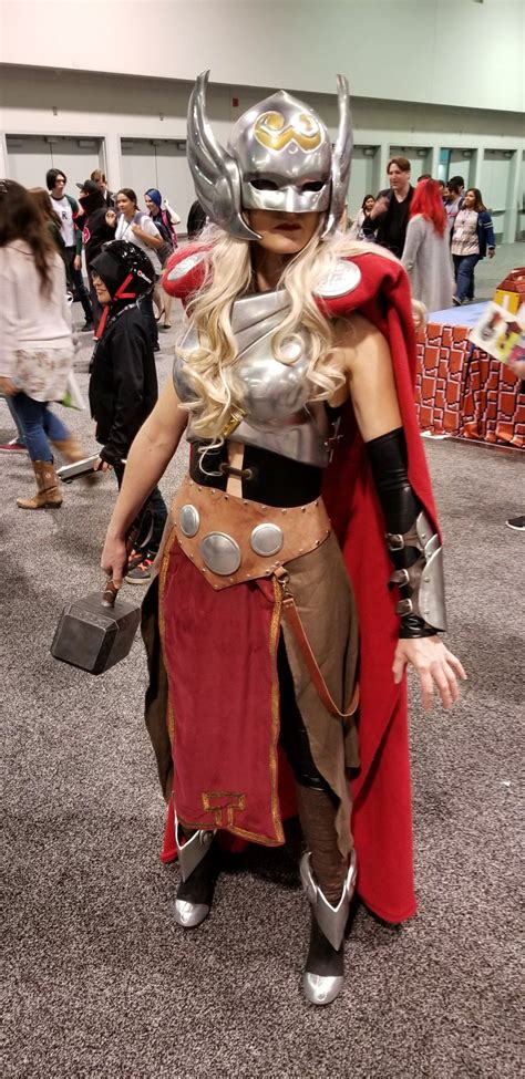 Thor And Jane Costumes