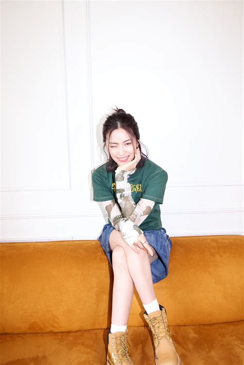 230417 Itzy Twitter Update B Day Track 417 “ryujin” Behind Kpopping