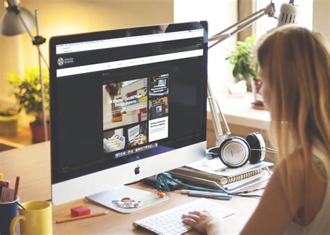 Color Scheme For Interface Light Or Dark UI