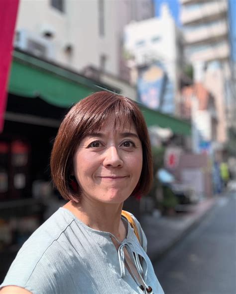 そろそろいいかなーと思ったんだけどなあ。むやみやたらに暑い日でした。ても！四ツ谷の名店「わかば」でたい焼き買い食いしましたー🤭 憧れの「わかば