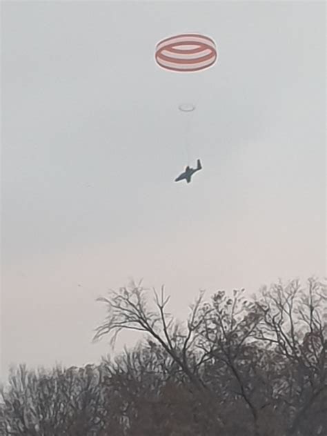 Cirrus Jet Parachute