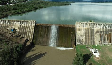 Barragem do Descoberto está cheia e verte mais cedo Folha do Meio Ambiente