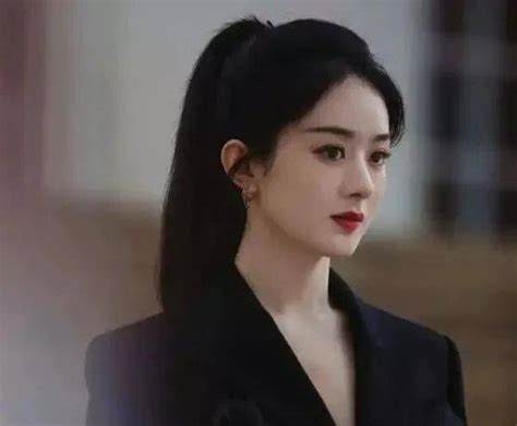 赵丽颖冯绍峰复婚？二人频频被拍同框，男方离婚太痛苦前婆婆送一亿豪宅求复合妈妈儿子关系