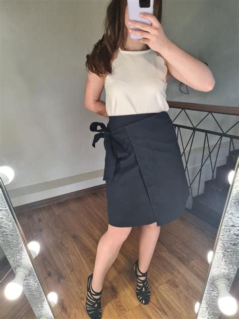 Спідниця Cos — ціна 294 грн у каталозі Довгі спідниці Купити жіночі речі за доступною ціною на