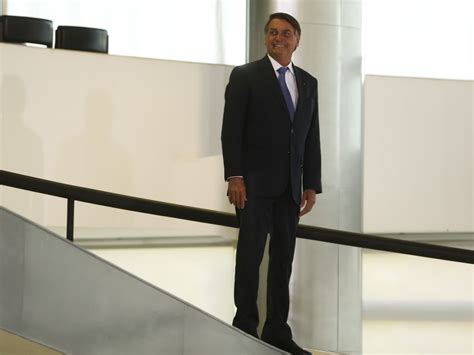 O Presidente Da República Jair Bolsonaro Participa Do Evento Brasil