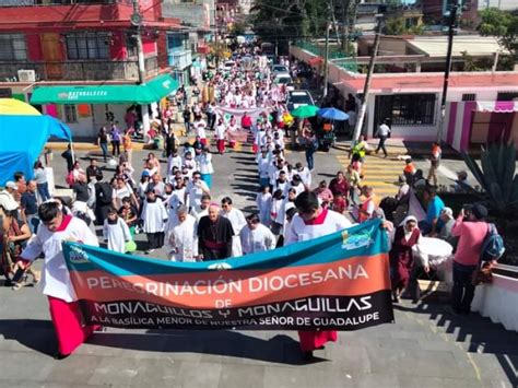 Miles de feligreses visitaron la basílica menor de Xalapa