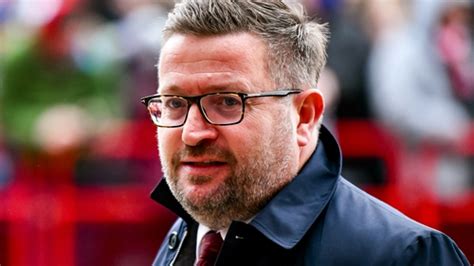 Arnold Steps Down As Manchester United Ceo