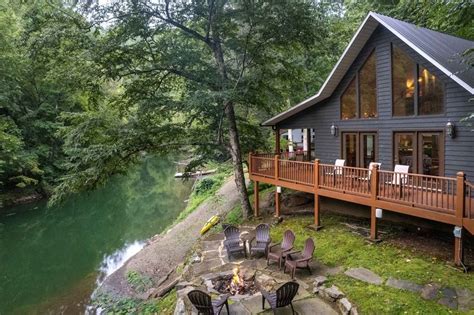 Kingfisher S Roost Waterfront Cabin W Private Dock Ramp Hot Tub