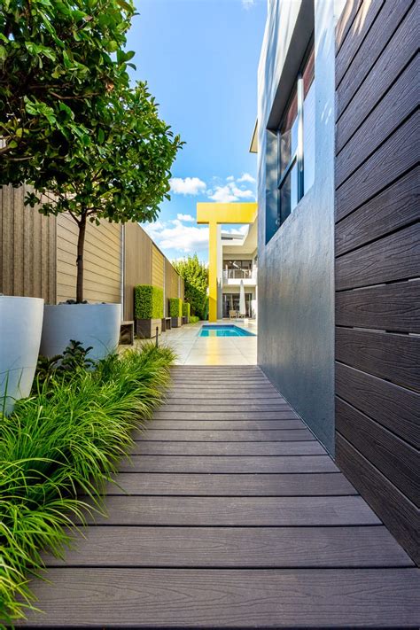 Composite Decking Wall Cladding Satisfies Our Outdoor Culture