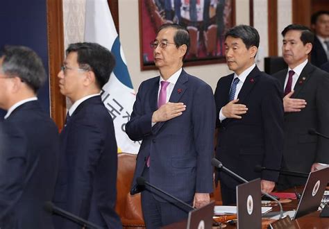 한덕수 ‘권한대행 채비‘윤석열 입 된 유인촌 계엄 사유 합리화
