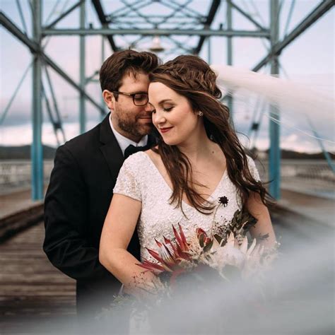 Flowers By Tami Meg And Nolan 11 13 16 Stratton Hall Photo By Sarah