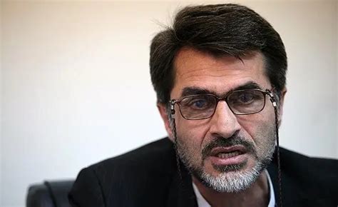 کوچک زاده مجلس را بهم ریخت راضی نیستم یک قِران از مالیاتم خرج لس