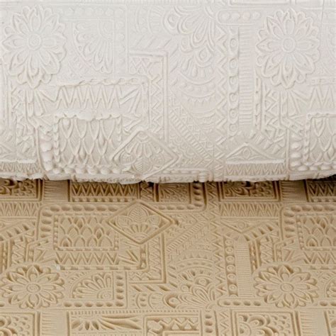 Flexible Rollable Texture Tile Plume