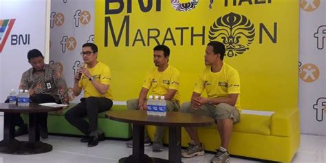 Foto Pekan Ini 3000 Peserta Berlari Di Bni Ui Half Marathon 2017
