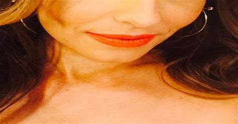 Cheryl Fernandez Versini Poses In Skimpy Towel For Sexy Late Night Snap
