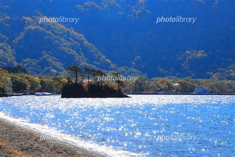 春の十和田湖畔 写真素材 2525395 フォトライブラリー photolibrary