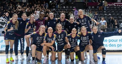 Handball Division 1 Féminine La Jda Dijon Avance Sereinement