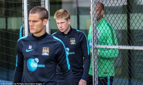 Manchester City Midfielder Fabian Delph Out For Up To Six Weeks While Kevin De Bruyne Could