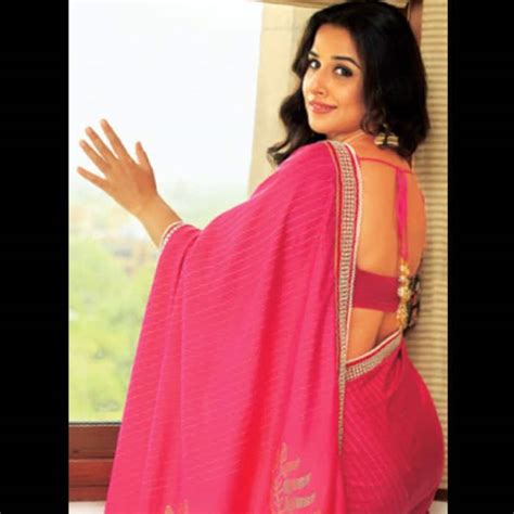 Vidya Balan Poses For A Seductive Picture