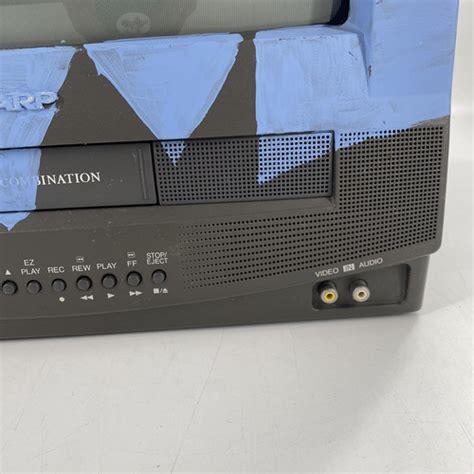 Sharp 13 Tv Vcr Combo Vhs Player Recorder 13vt N100 Retro Gaming Crt
