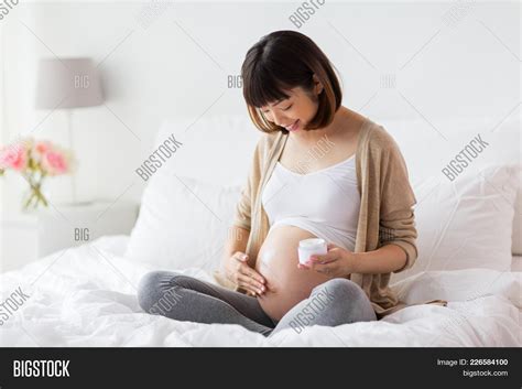 Pregnancy People Image And Photo Free Trial Bigstock