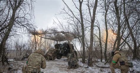 Руски обстрел над Херсон взе цивилни жертви Битката за Бахмут продължава