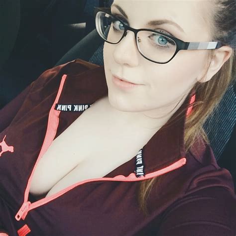 Love That Low Zipper Porn Pic Eporner