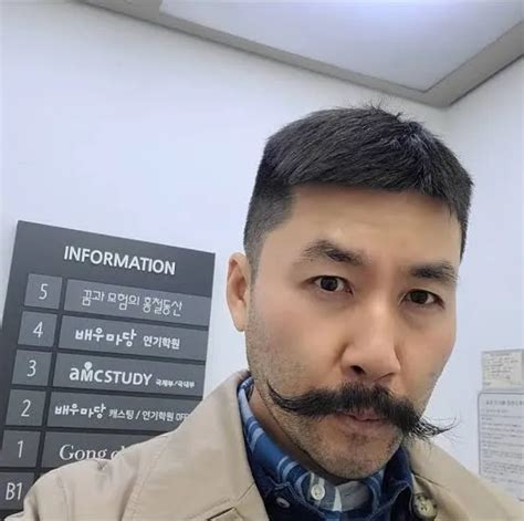 세계에서 가장 긴 수염을 가진 남자