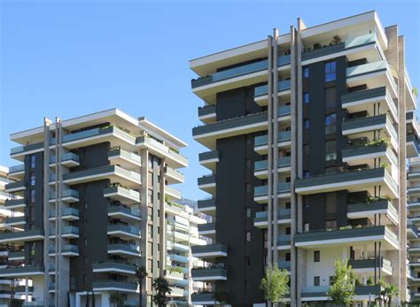 Progettare Con La Pietra Posa Su Su Facciate Di Edifici Residenziali