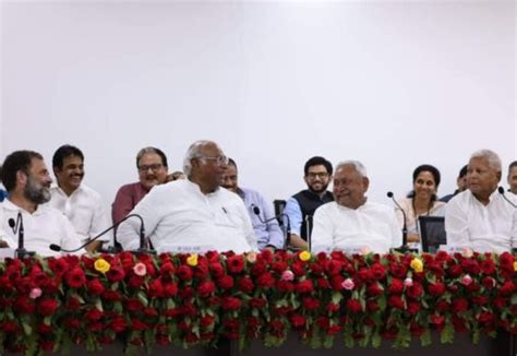“क्या नीतीश के महागठबंधन रणनीति से ही फेल हो सकती है भाजपा”