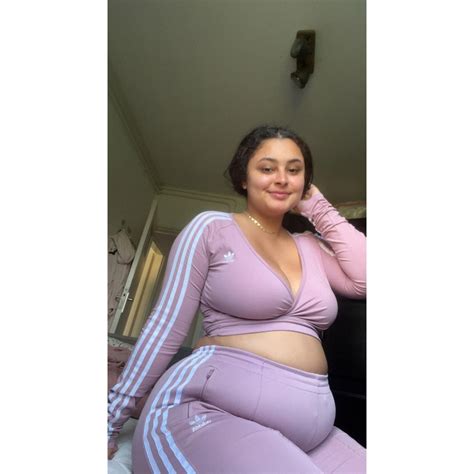 Curvage Curvy Women On Twitter Curvy Bellyplay 🌸 Bit Ly