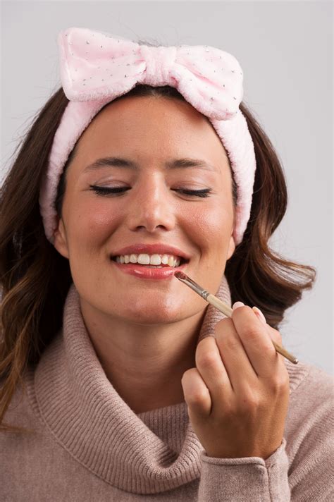 Meikinpoistopanta Vaalea Roosa Kotirouva