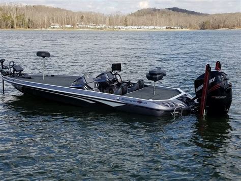 Ranger Bass Boat Wallpaper