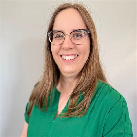 Anna Leese Wallace M Ed Lcmhca Ncc Therapist Higgins Wellness Linkedin