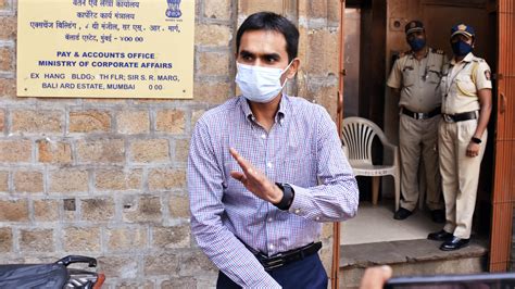 Ex Ncb Officer Sameer Wankhede Who Led Probe In Aryan Khan Case Booked